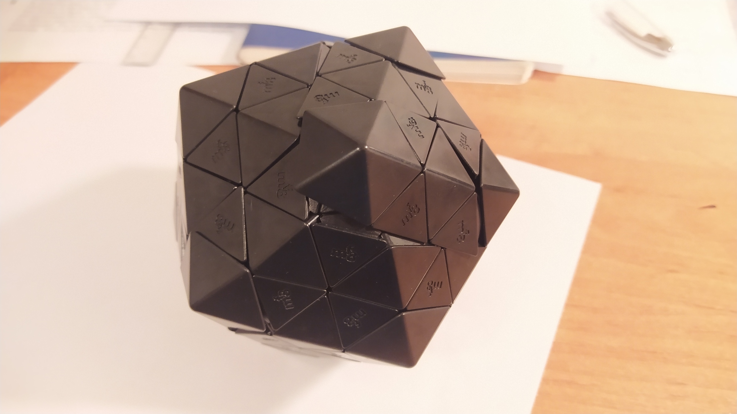 MF8 Icosiax isn't a good puzzle : r/Cubers
